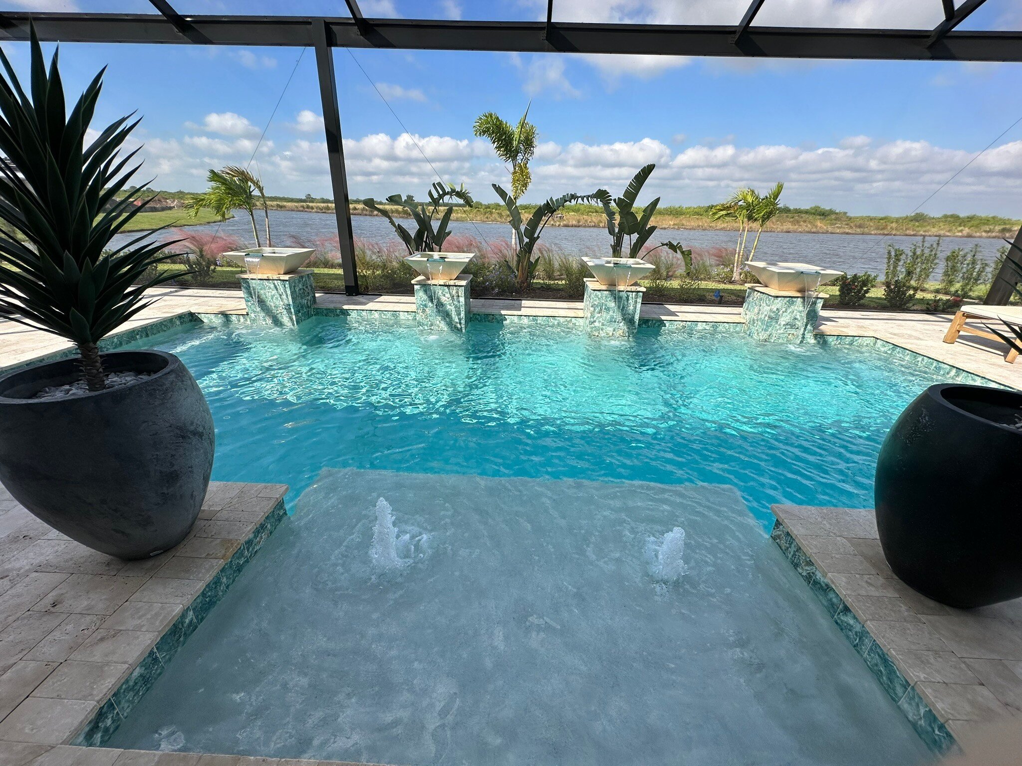 Glass Pool Tile Trends: What’s Hot in Pool Design This Year