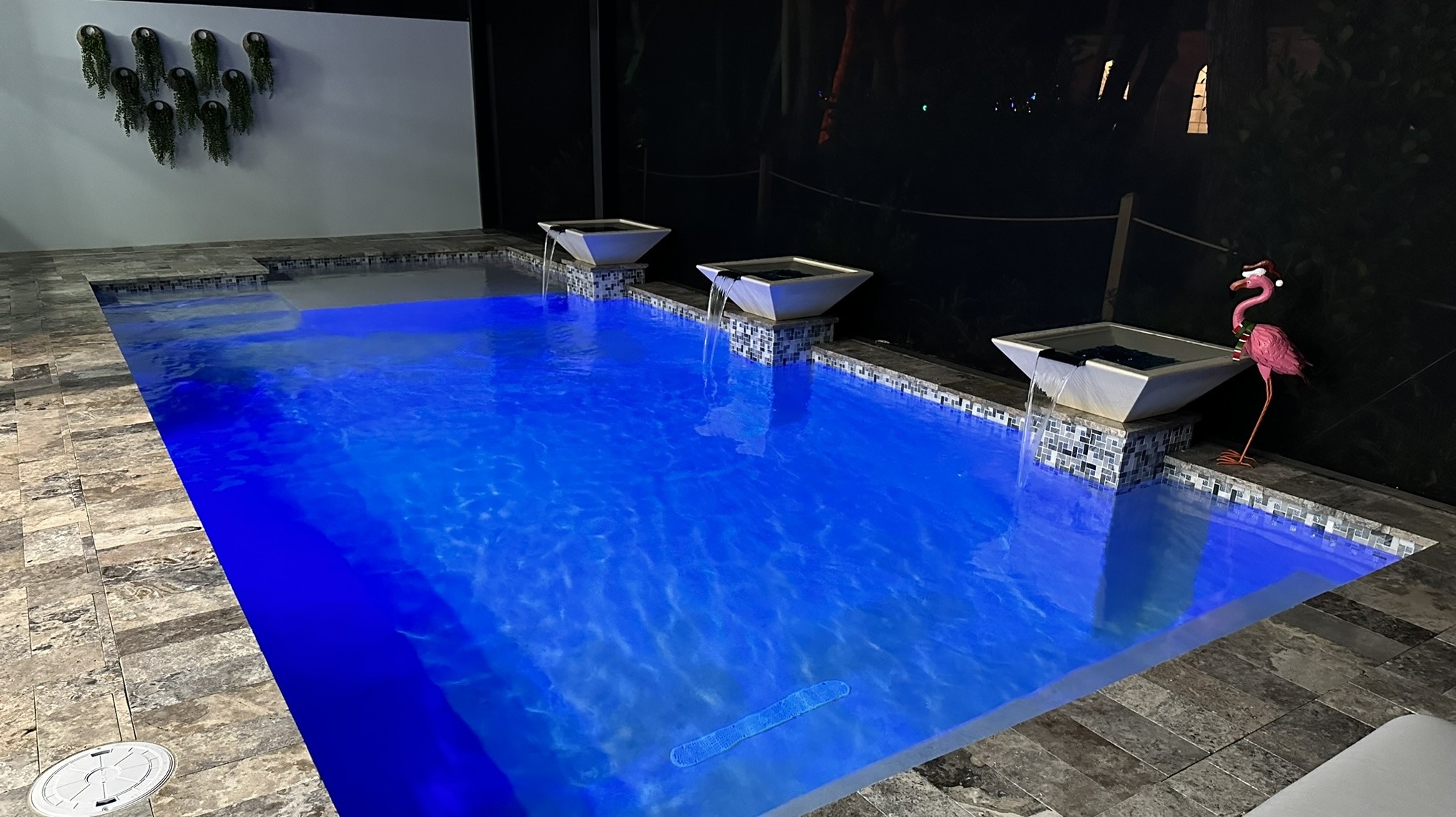 Why Homeowners Are Choosing Custom Pools Over Prefab